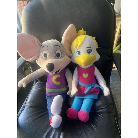 CEC | Toys | Chuck E Cheese Jumbo And Henny 3 Large | Poshmark